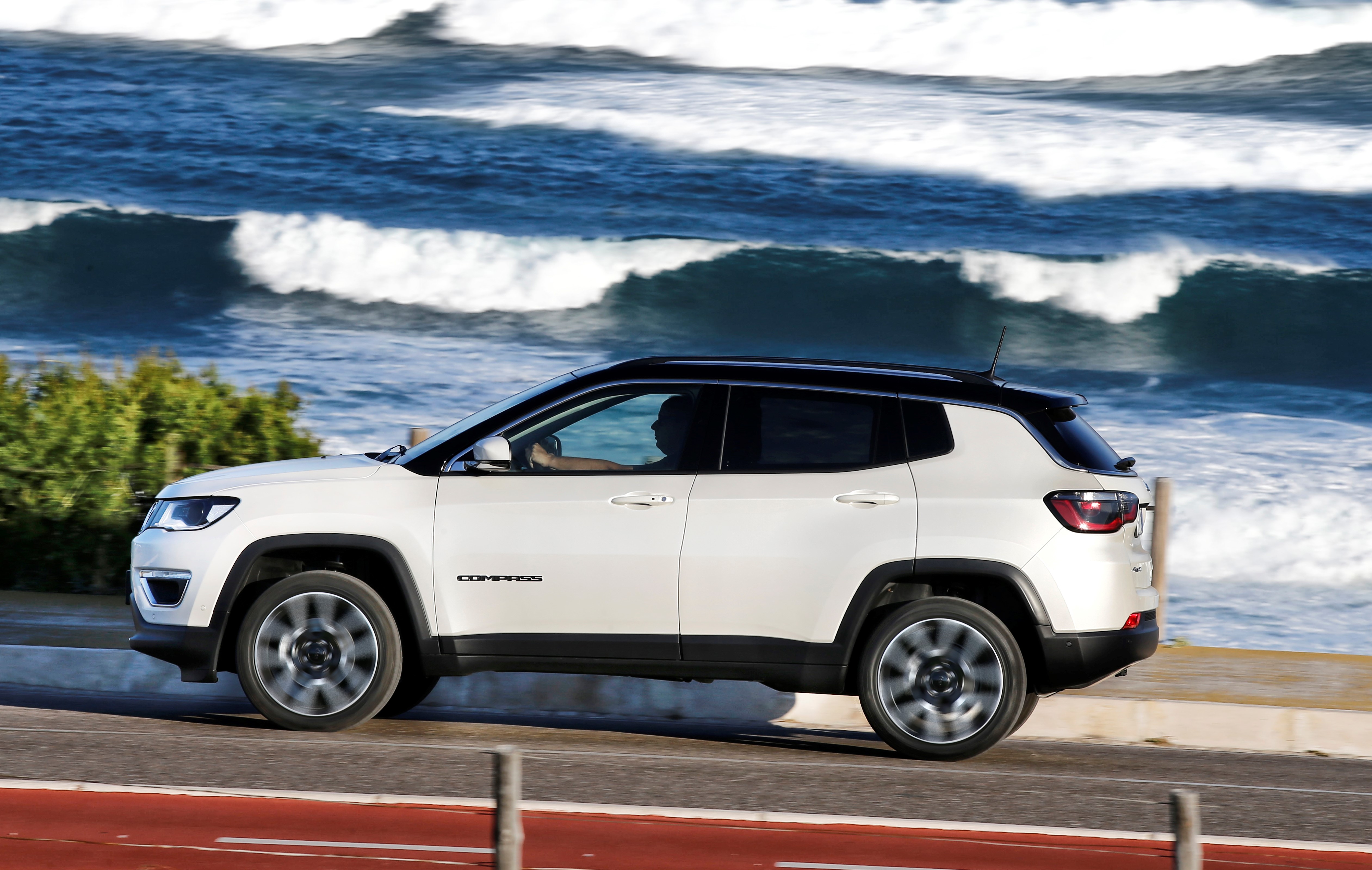 EuroNCAP: Πέντε αστέρια για το νέο Jeep Compass - autoliveris