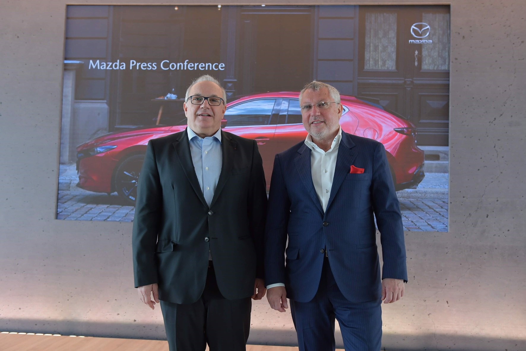 Η Mazda επιστρέφει στην Ελληνική αγορά - autoliveris