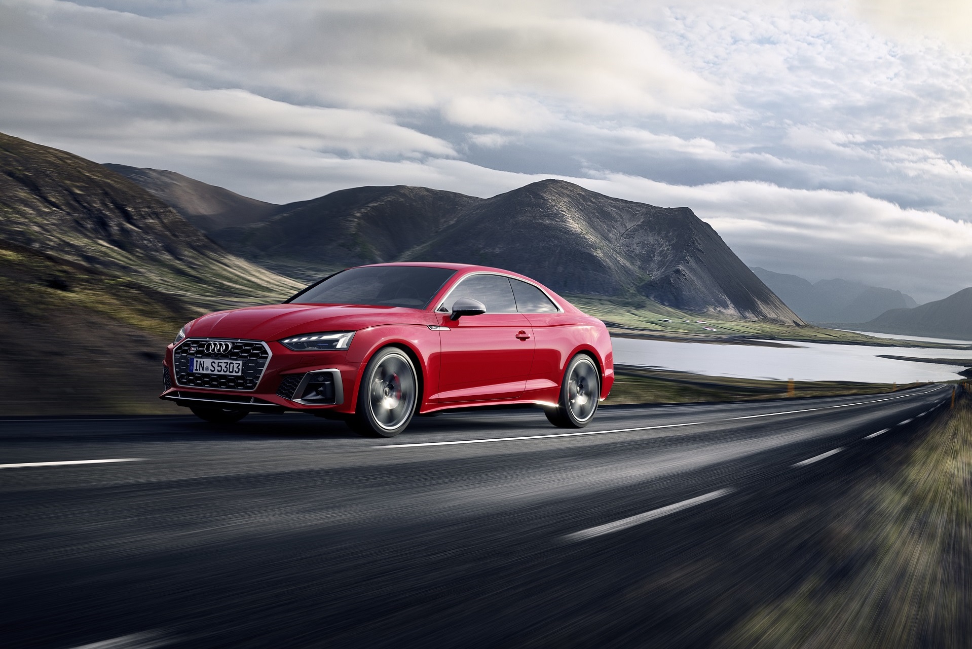 Το νέο Audi A5 - autoliveris